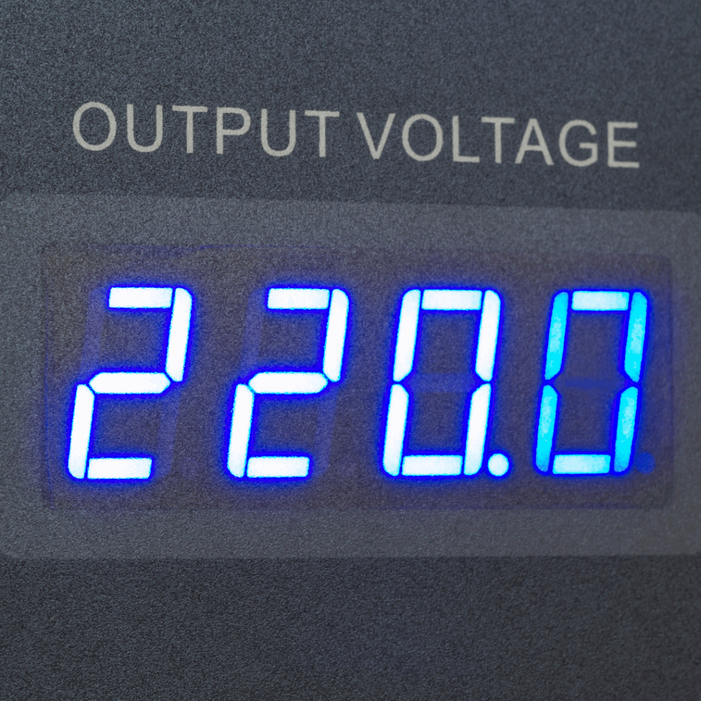 Importancia del voltaje de salida del inversor - Electro futuro