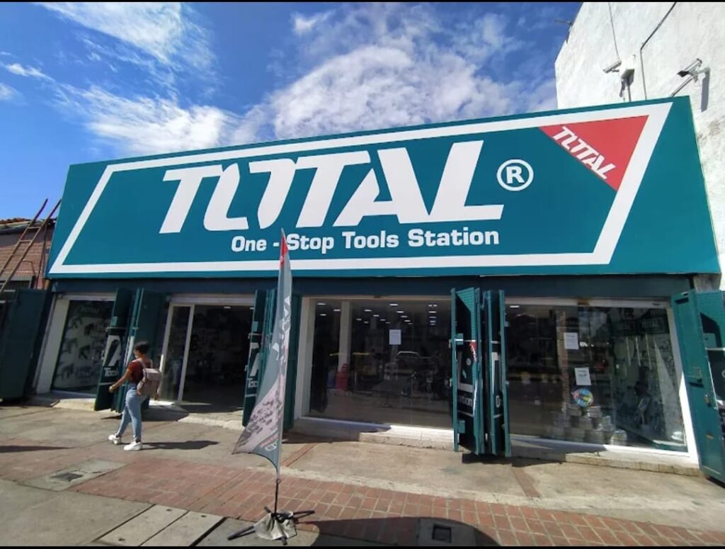 Instalación de generador en tienda Gigante Total de valencia